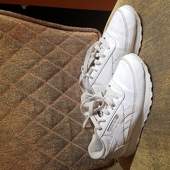 Reebok | Shoes | Reebok Classic Renaissance White Lace Up Sneakers ...